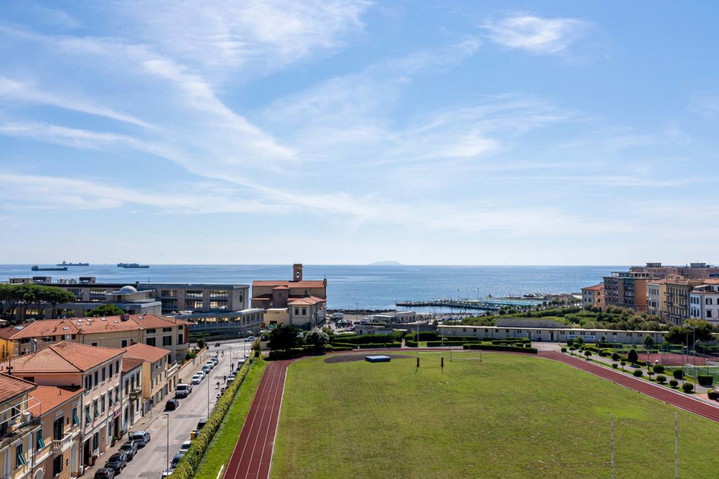 100 M² Apartment ∙ 2 Bedrooms ∙ 4 Guests - Livorno