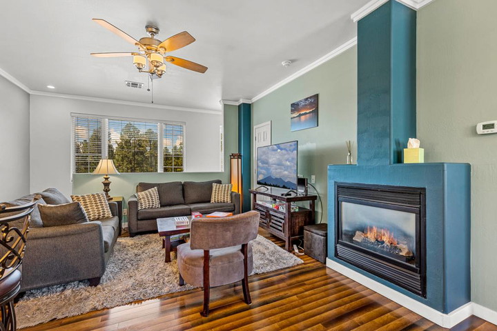 House ∙ 3 Bedrooms ∙ 8 Guests - Flagstaff, AZ