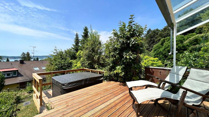 125 M² Ferienhaus ∙ 2 Schlafzimmer ∙ 4 Gäste - Konstanz