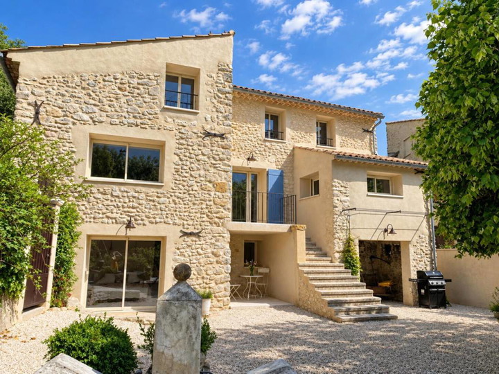 105 M² Gîte ∙ 3 Chambres ∙ 6 Personnes - Nyons