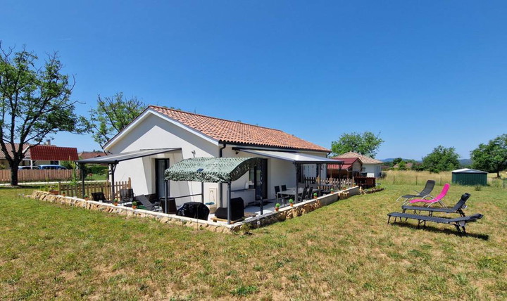 92 M² Gîte ∙ 3 Chambres ∙ 6 Personnes - Gourdon