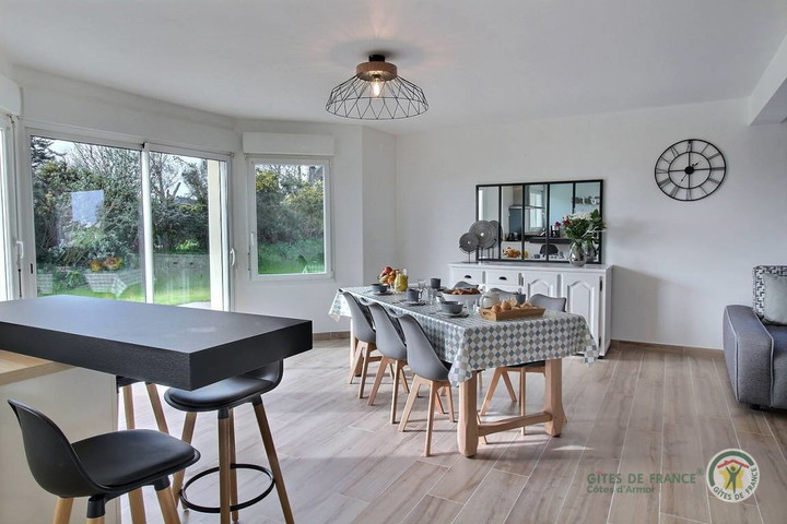 82 M² Gîte ∙ 3 Chambres ∙ 6 Personnes - Paimpol