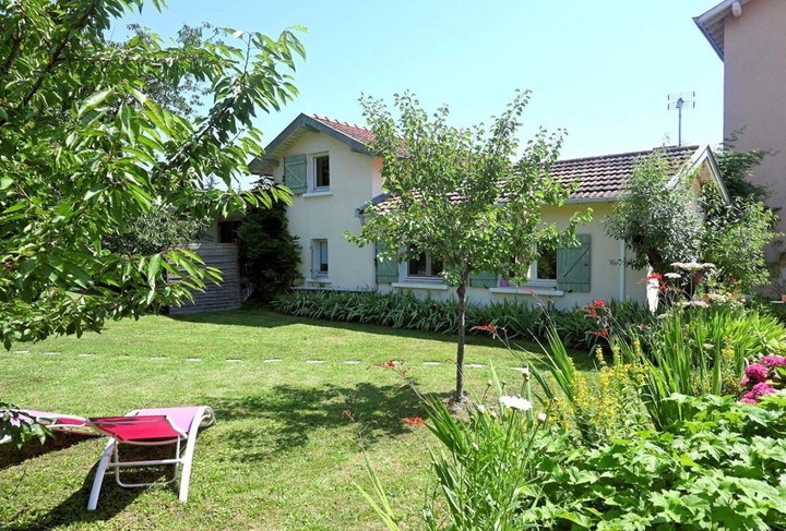 72 M² Gîte ∙ 3 Chambres ∙ 4 Personnes - Francheville