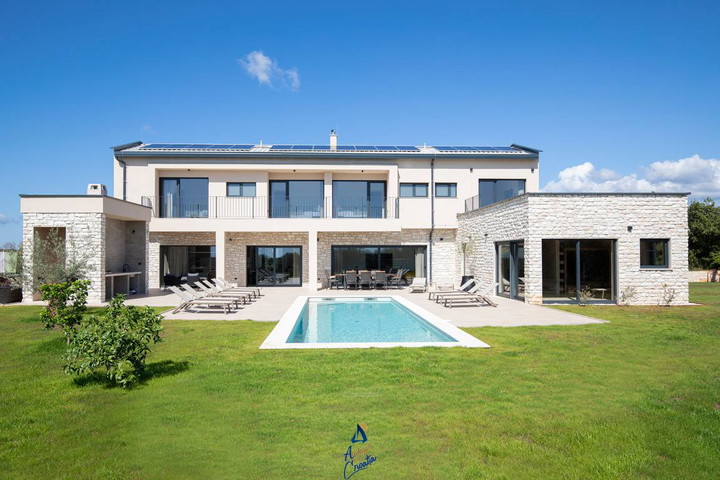 262 M² Villa ∙ 5 Habitaciones ∙ 10 Huéspedes - Rovinj