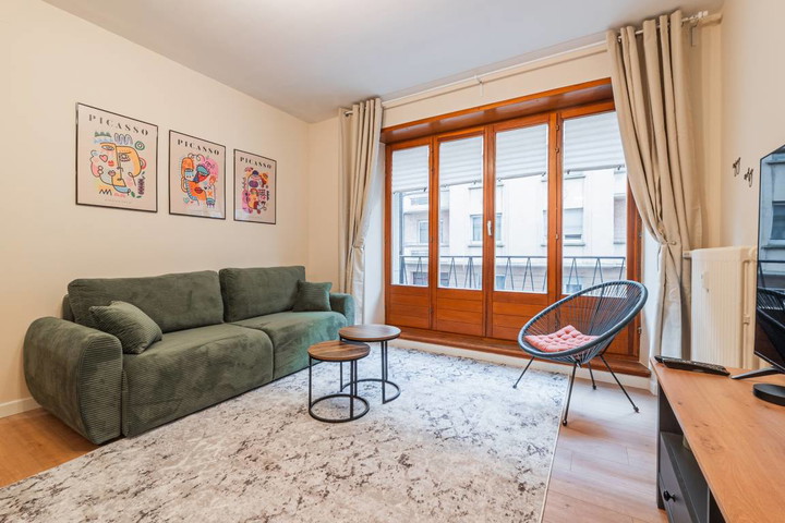 80 M² Apartamento ∙ 3 Habitaciones ∙ 6 Huéspedes - Estrasburgo