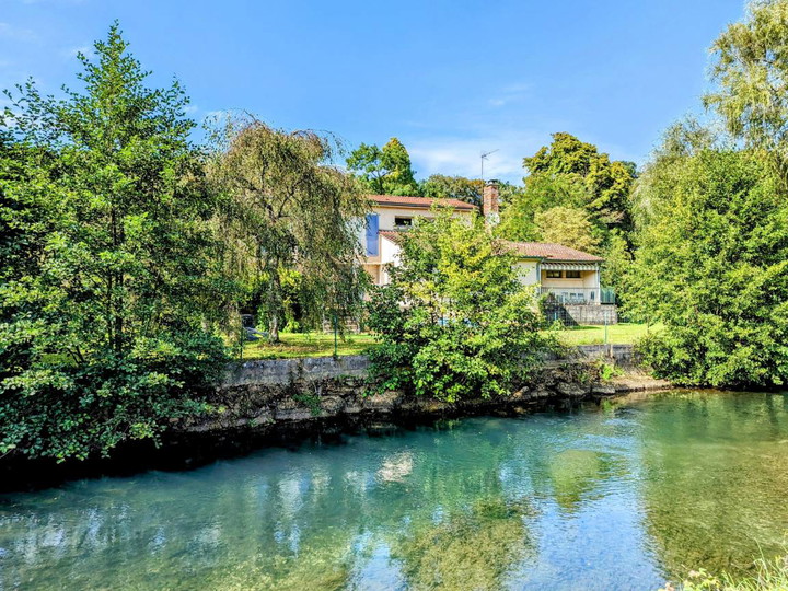 150 M² Cottage ∙ 5 Chambres ∙ 8 Personnes - Bar-le-Duc