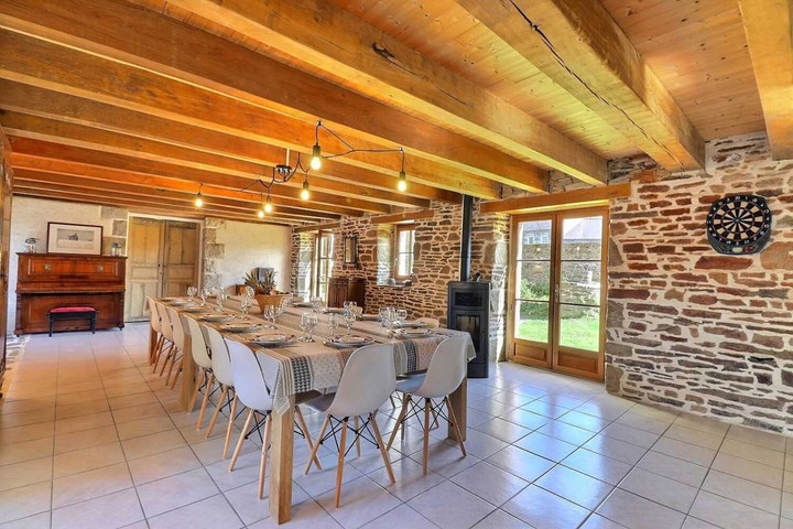 228 M² Gîte ∙ 6 Chambres ∙ 15 Personnes - Ille-et-Vilaine