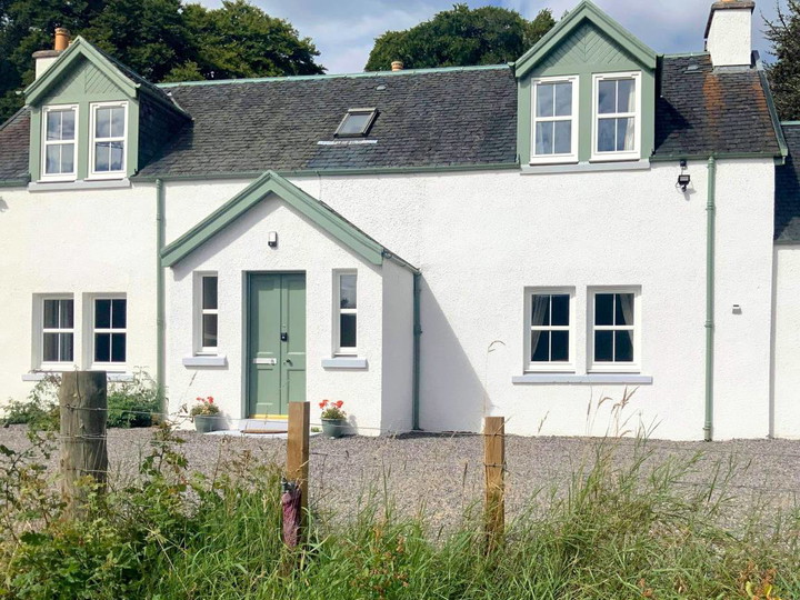 Cottage ∙ 4 Bedrooms ∙ 7 Guests - Loch Ness