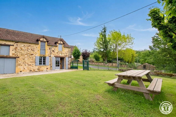 80 M² Gîte ∙ 3 Bedrooms ∙ 6 Guests - Dordogne