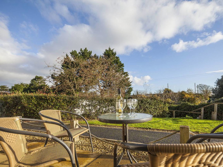 Apartment ∙ 3 Bedrooms ∙ 6 Guests - Dawlish