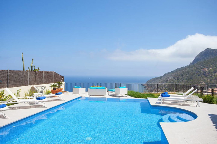 300 M² Villa ∙ 4 Chambres ∙ 8 Personnes - Estellencs