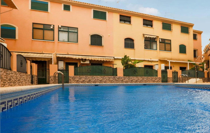 125 M² Apartamento ∙ 3 Habitaciones ∙ 6 Huéspedes - Los Alcázares