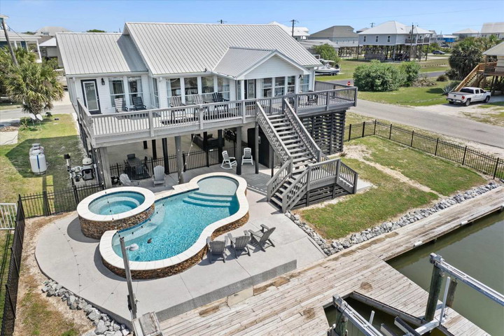 141 M² House ∙ 3 Bedrooms ∙ 10 Guests - Dauphin Island, AL