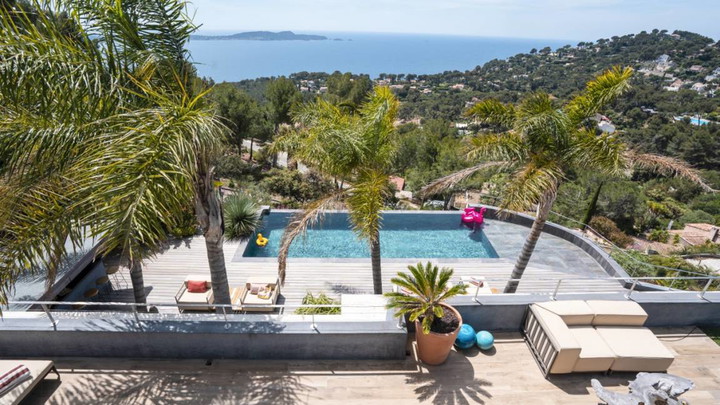 325 M² House ∙ 5 Bedrooms ∙ 12 Guests - Hyères
