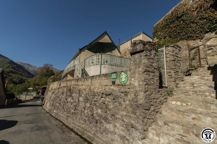 150 M² Gîte ∙ 4 Bedrooms ∙ 9 Guests - Bagnères-de-Luchon