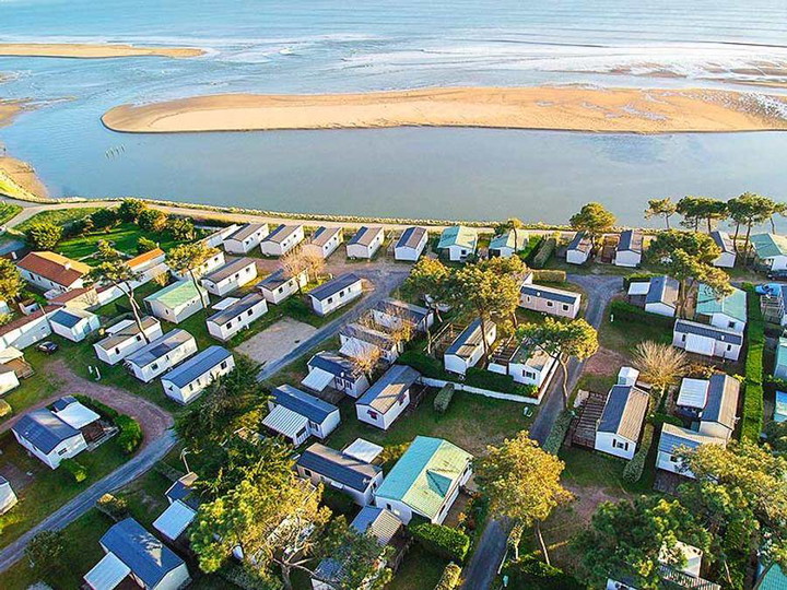 30 M² Caravan ∙ 3 Bedrooms ∙ 6 Guests - Île de Ré