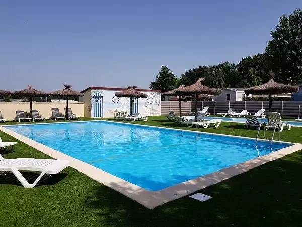 35 M² Casa Mobile ∙ 2 Camere Da Letto ∙ 4 Ospiti - Créon