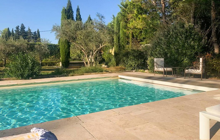 350 M² Maison De Vacances ∙ 4 Chambres ∙ 8 Personnes - Saint-Rémy-de-Provence