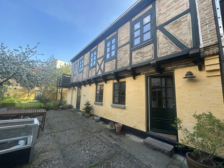 96 M² Villa ∙ 2 Bedrooms ∙ 8 Guests - Odense