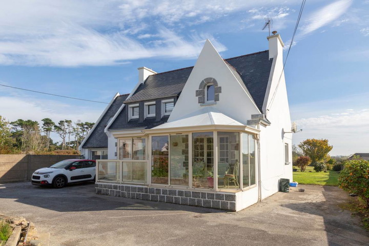 100 M² Huis ∙ 2 Slaapkamers ∙ 4 Gasten - Plogoff