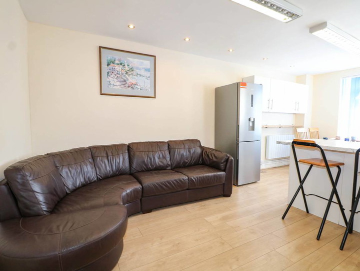 Cottage ∙ 3 Bedrooms ∙ 6 Guests - Ringwood