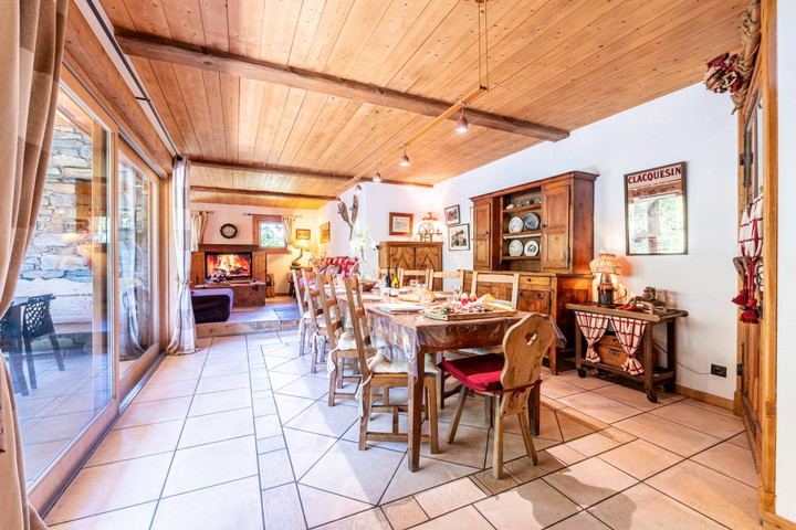 250 M² Chalet ∙ 5 Bedrooms ∙ 10 Guests - La Rosière