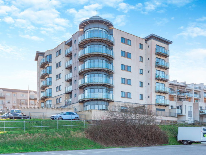 Apartment ∙ 2 Bedrooms ∙ 4 Guests - Newquay