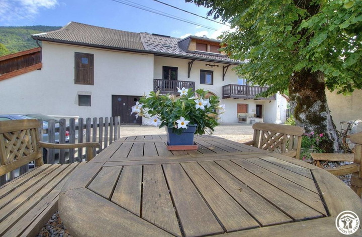 90 M² Gîte ∙ 3 Schlafzimmer ∙ 7 Gäste - Ain