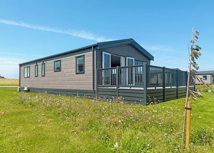 Chalet ∙ 4 Bedrooms ∙ 8 Guests - Polzeath Beach