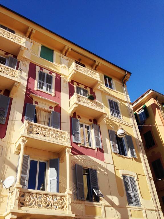 84 M² Apartment ∙ 2 Bedrooms ∙ 6 Guests - Varazze
