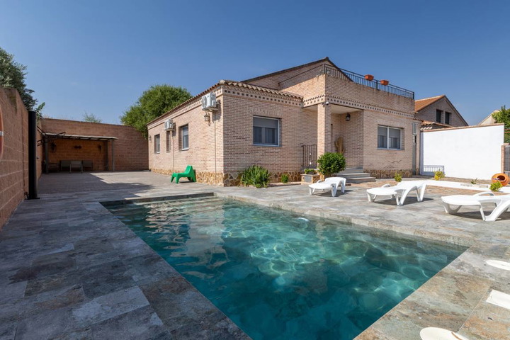 190 M² Casa ∙ 4 Habitaciones ∙ 10 Huéspedes - Toledo