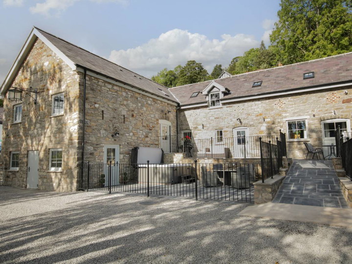 Cottage ∙ 2 Bedrooms ∙ 4 Guests - Llangollen