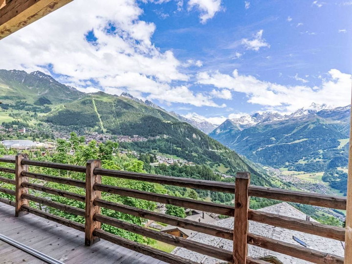 500 M² Talo ∙ 4 Makuuhuonetta ∙ 10 Vierasta - Alta Badia