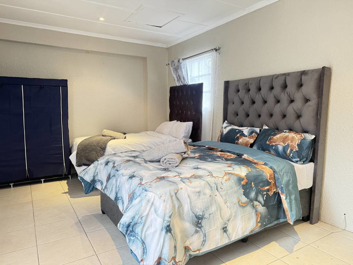 21 M² Private Room ∙ 1 Bedroom ∙ 4 Guests - Johannesburg