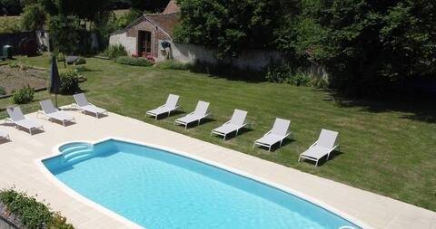 600 M² Maison De Vacances ∙ 9 Chambres ∙ 18 Personnes - Orne