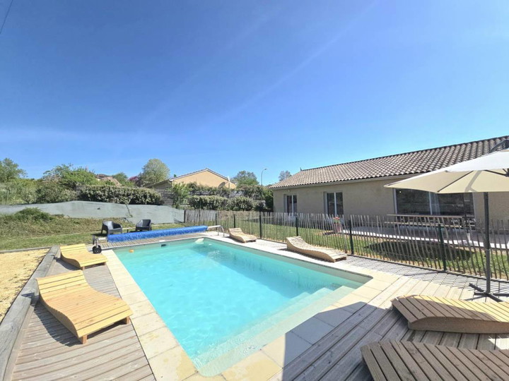 110 M² Gîte ∙ 3 Bedrooms ∙ 6 Guests - Dordogne