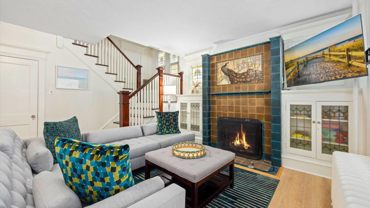 Apartment ∙ 7 Bedrooms ∙ 20 Guests - Atlantic City, NJ