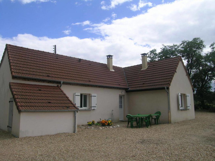 102 M² Gîte ∙ 2 Chambres ∙ 5 Personnes - Dompierre-sur-Besbre