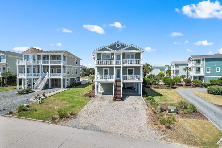 280 M² House ∙ 5 Bedrooms ∙ 14 Guests - Holden Beach, NC