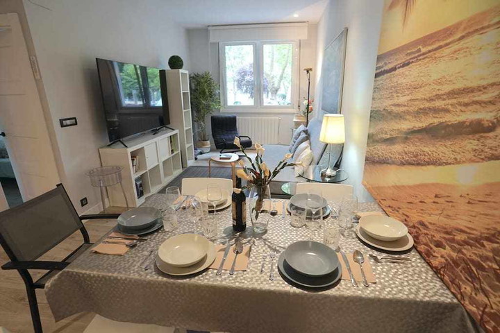 87 M² Apartment ∙ 2 Bedrooms ∙ 5 Guests - 
