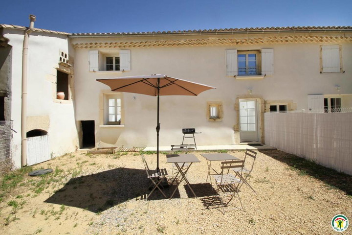 80 M² Gîte ∙ 2 Chambres ∙ 4 Personnes - Pont-Saint-Esprit