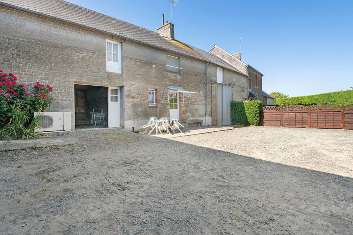 85 M² Cottage ∙ 2 Bedrooms ∙ 5 Guests - Pontorson