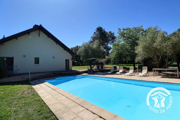 165 M² Gîte ∙ 4 Bedrooms ∙ 10 Guests - Rennes