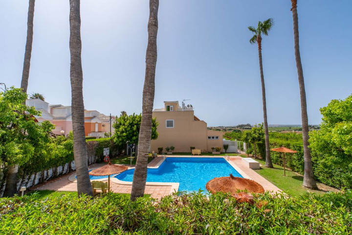 79 M² House ∙ 3 Bedrooms ∙ 7 Guests - La Marina