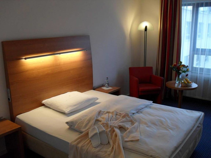 Private Room ∙ 2 Guests - Reutlingen