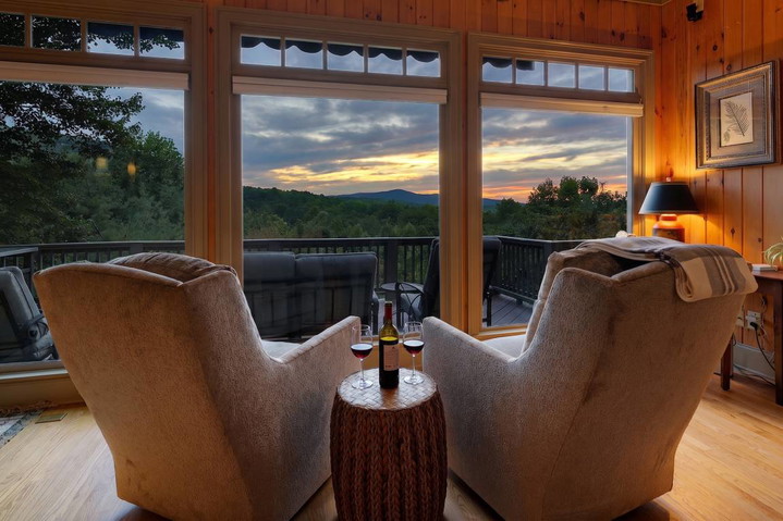 189 M² Cabin ∙ 3 Bedrooms ∙ 6 Guests - Georgia, GA