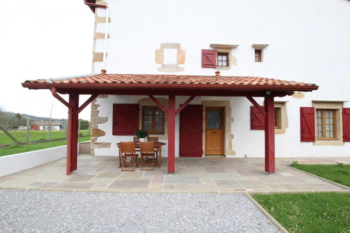 80 M² Gîte ∙ 1 Chambre ∙ 2 Personnes - Sare