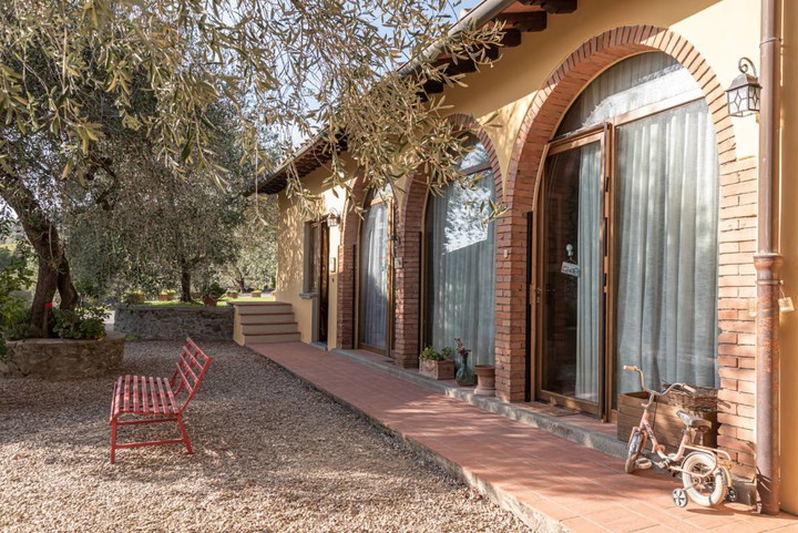 70 M² Farmhouse ∙ 2 Bedrooms ∙ 4 Guests - Florence
