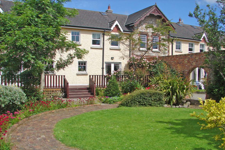 110 M² House ∙ 3 Bedrooms ∙ 6 Guests - Drogheda
