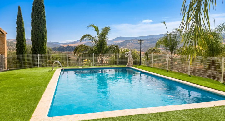 140 M² Villa ∙ 4 Habitaciones ∙ 8 Huéspedes - Alcalá del Valle